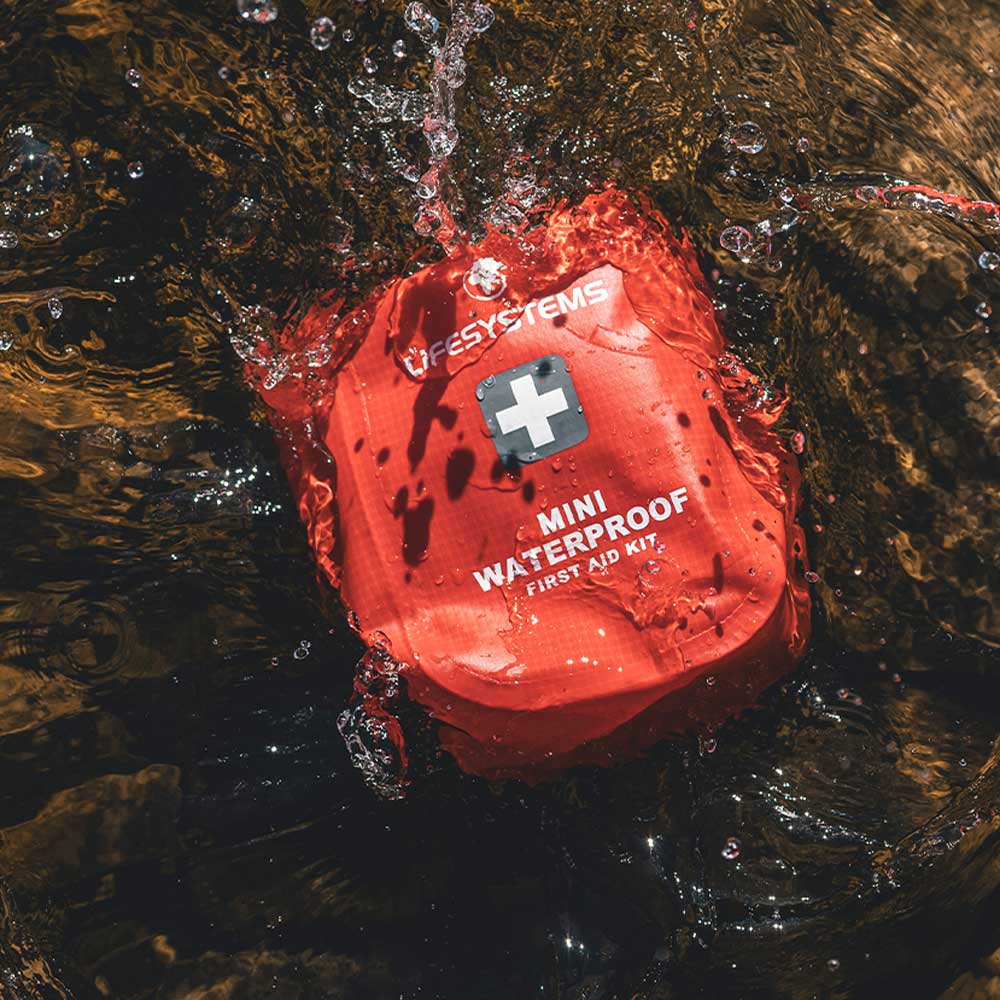 Lightweight First Aid Kit | Waterproof First Aid Kit | Lifeventure EU